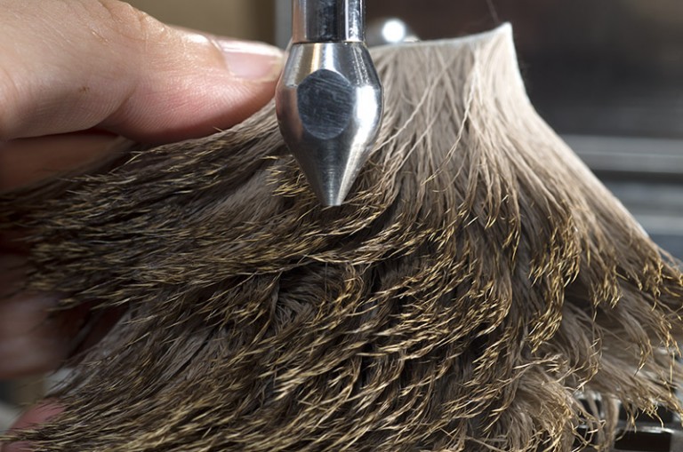 Hairs and pelts - restoring deer curved hair fibers - Fly Tying