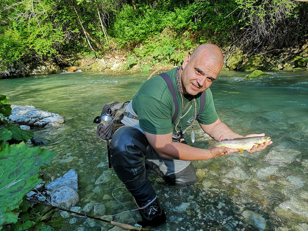 Fishing in Serbian Carpathians -Sasa Lodge - Fly Tying